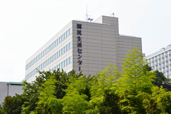 墓じまいの相談先はどこ？よくあるトラブル例や未然に防ぐ方法について|ご遺骨サポートすずなり